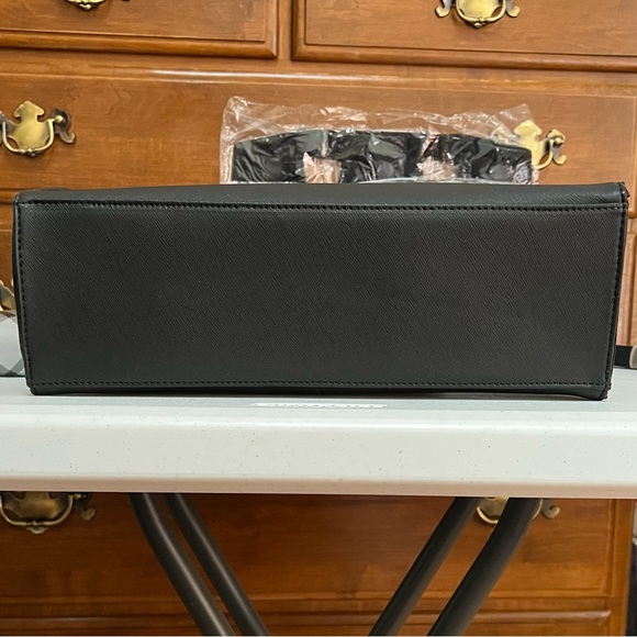 Bags | Handbagshoulder Bag With 2 Interchangeable Magnetic Covers For ...